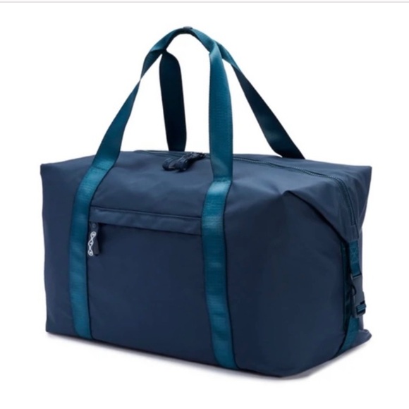 Dare to Roam | Bags | Dare To Roam Scout Weekender Bag In Midnight Blue ...